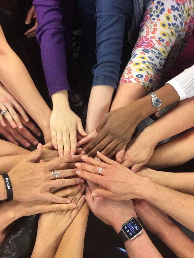 Center for Scientific Collaboration and Community Engagement - CSCCE